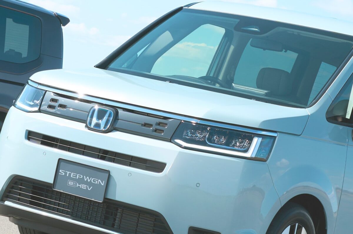 ホンダ新型STEP WGN登場 AIR EX＆SPADA BLACK EDITION追加