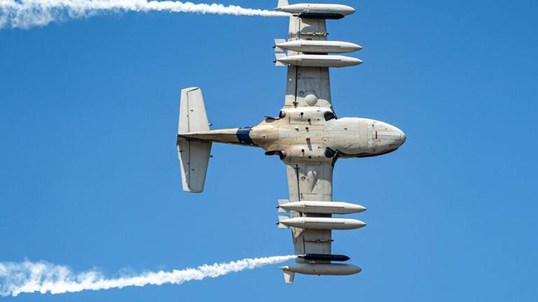 Why is China's J-10 jet maker Avic Chengdu Aircraft share price falling ...