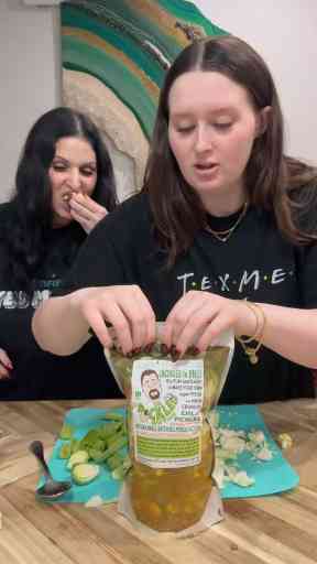 How to Make Homemade Pickles: An Easy Step-by-Step Recipe