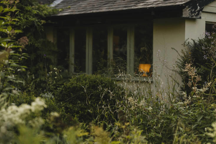 Greatest hits 2025: The fairytale cottage of brothers and garden ...