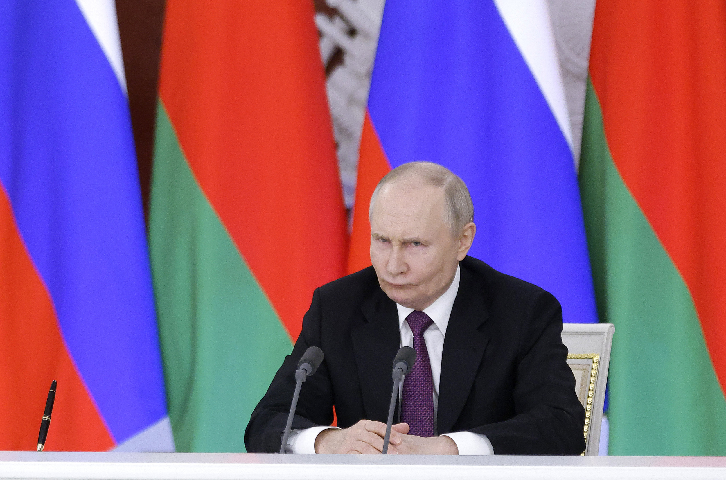 What It Means When Vladimir Putin Plays the Nuke Card | Opinion