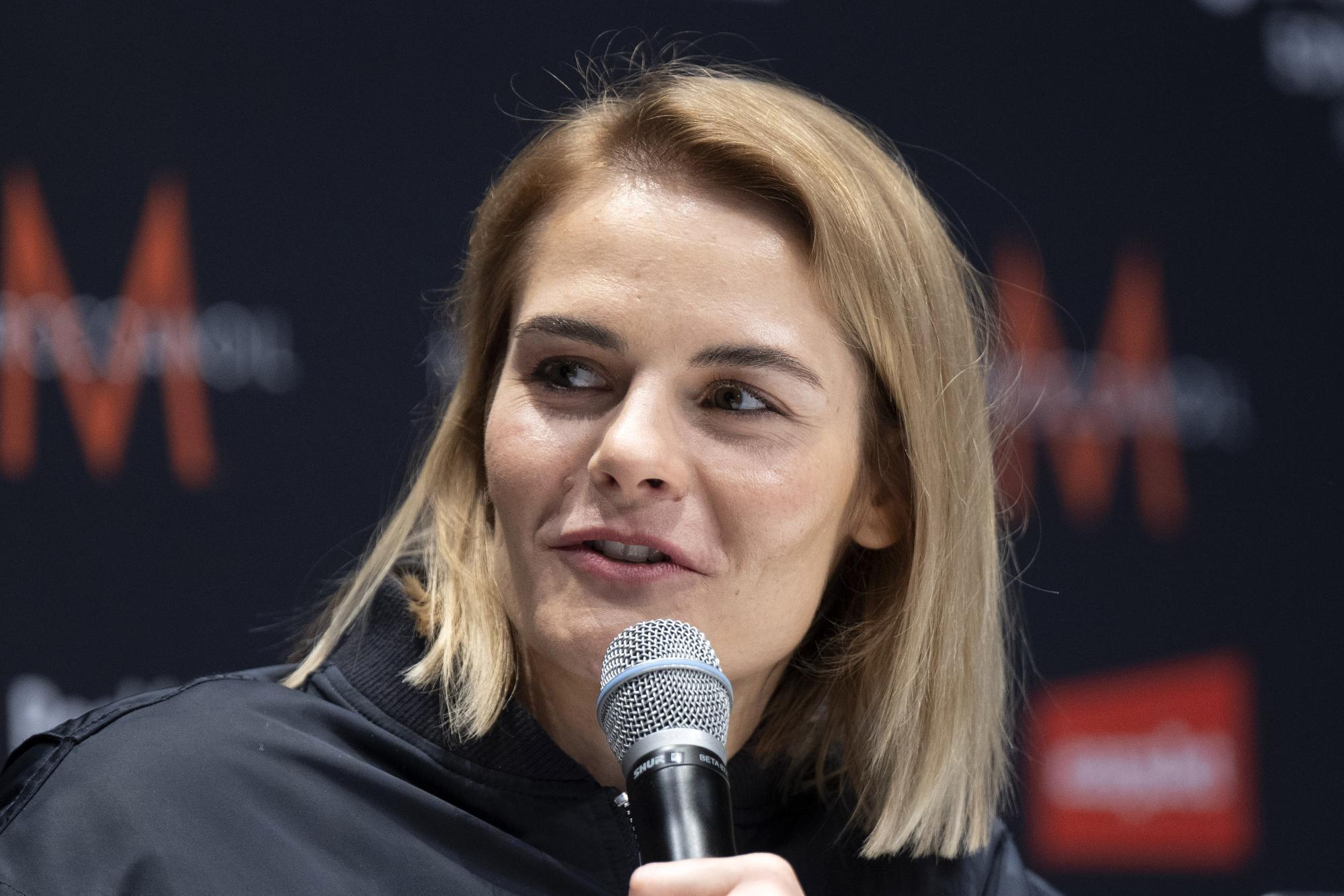 Comedian Hazel Brugger: Offene Worte über schweres Schicksalsjahr