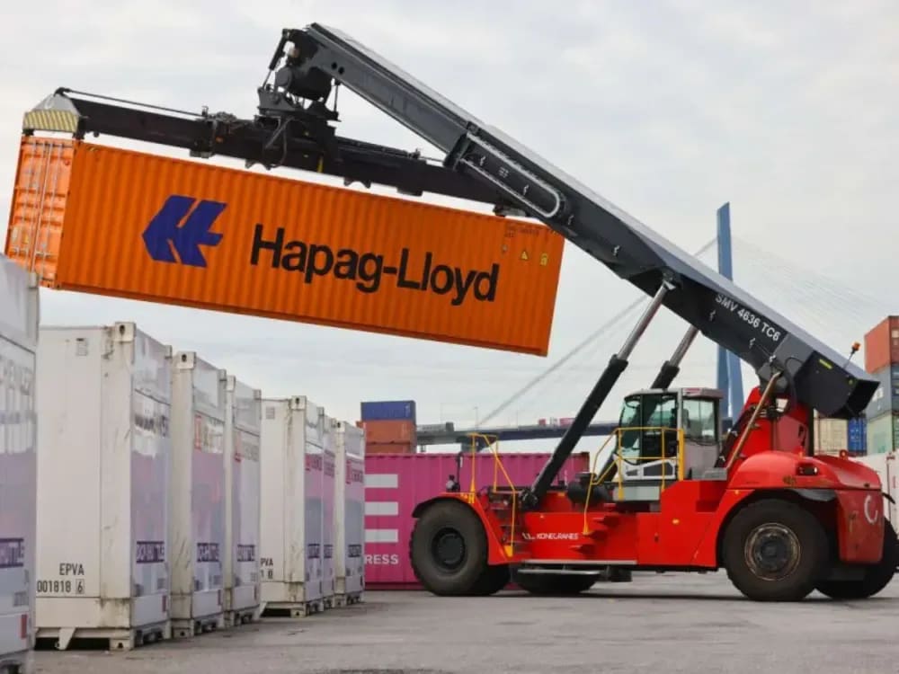 Tariff Truce Triggers 50% Surge In China-U.S. Container Bookings, Says ...