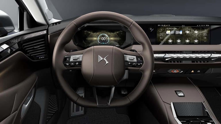 DS N°4 (2025) : Le lifting de la DS 4 avec un nouveau nom et une motorisation électrique