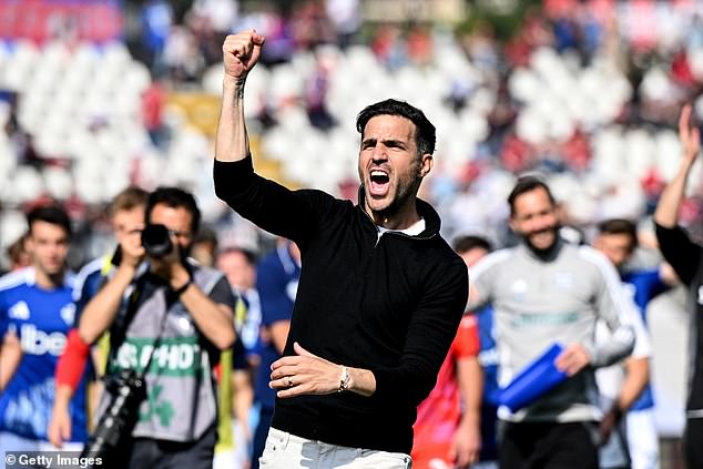 Fans hail Cesc Fabregas after Como boss' coaching masterclass during ...