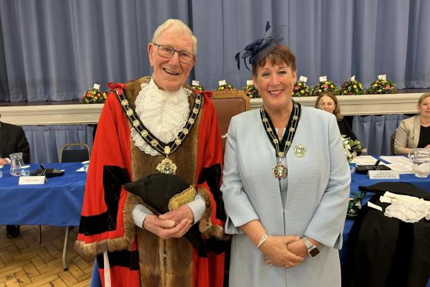 'Globe-trotting' Gordon Bailey elected new mayor for Test Valley