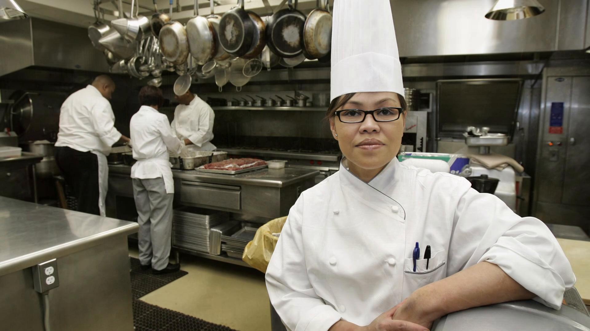 Former White House chef says it was an 'eye-opener' to see presidents ...