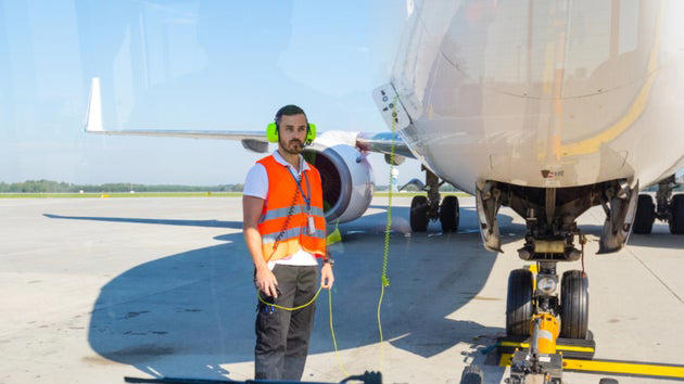 No, It’s Not A Leash — Here’s Why Planes Get ‘Walked’ Before Takeoff