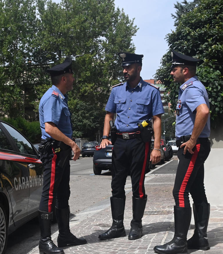 Da Milano ad Arcore per strappare la collanina dal collo di una 22enne ...