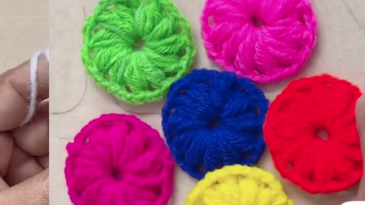 Small Crochet Thalpose for Rumal or Table Mat Use