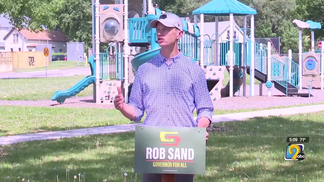 Rob Sand continues tour across Iowa, makes stop in eastern Iowa