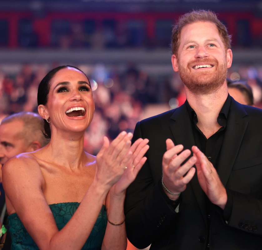 Meghan Markle & Prince Harry's Epic Photo With Rock Legend Leaves Fans ...