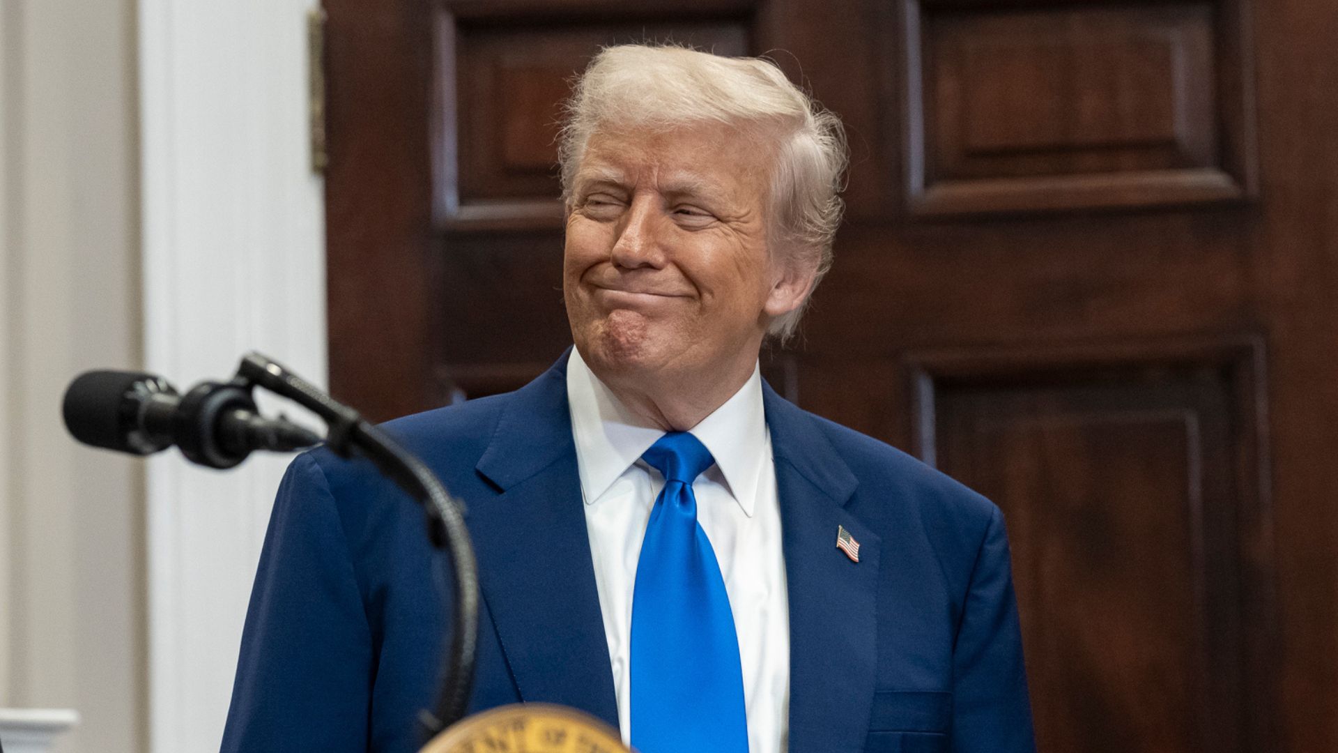 Trump’s Approval Rating Takes a Notable Turn in New Poll