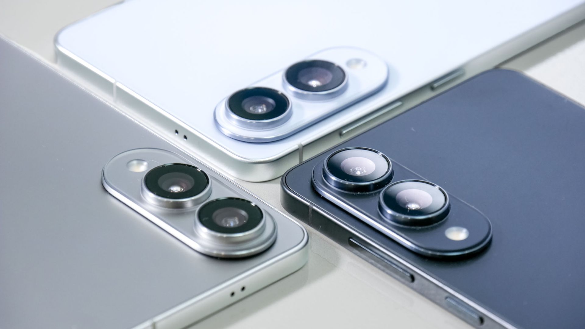 RIP Galaxy S26 Plus — the Galaxy S25 Edge may have sealed your fate