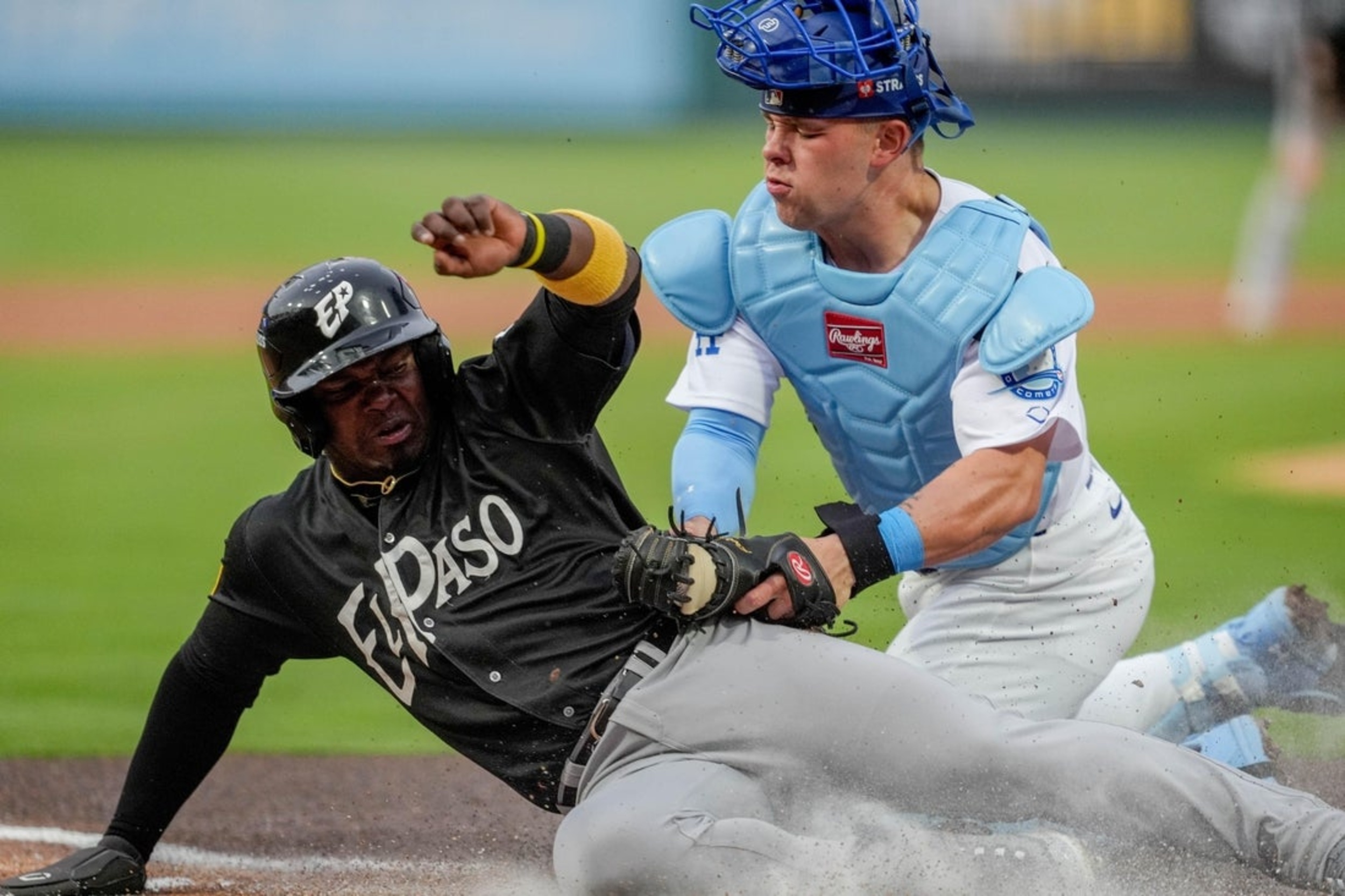 Dodgers catcher Dalton Rushing expected to make debut vs. A's