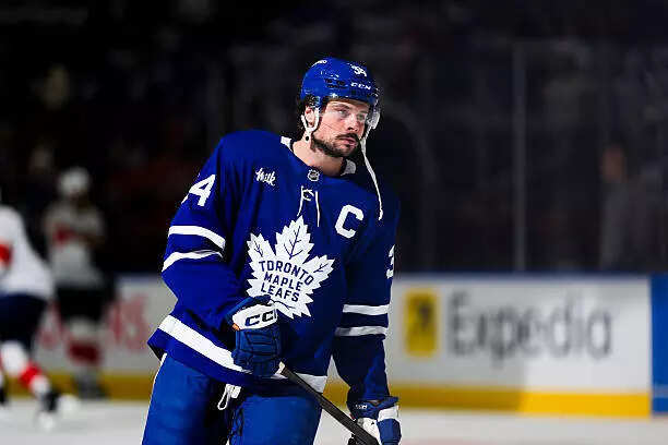 Fans lose it as Toronto Maple Leafs implode in Game 5 rout to Florida ...