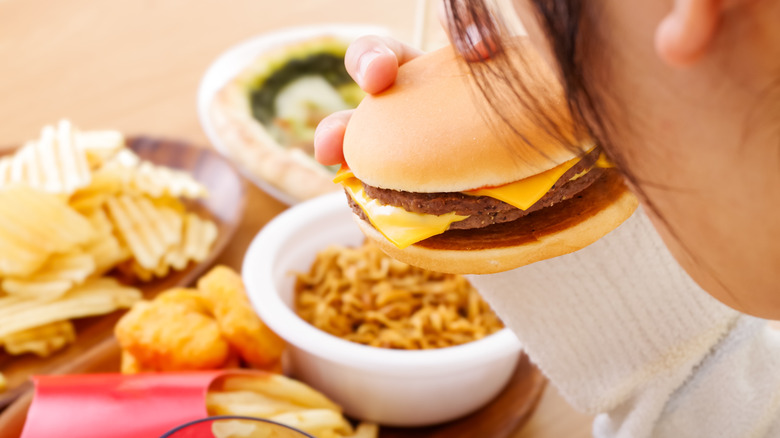 This Is Why Experts Say Fast Food Is Ultra-Processed