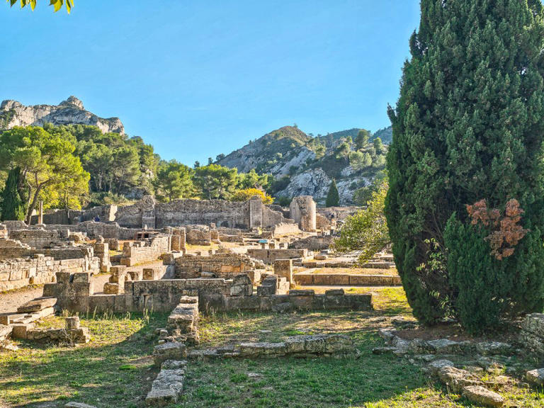 This Southern French Village Inspired Van Gogh—And It’s Just as Dreamy ...