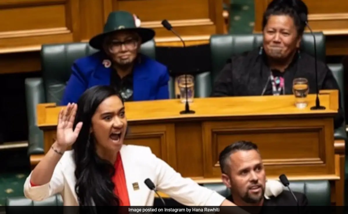 New Zealand Set To Suspend Maori Lawmakers Over Protest Haka