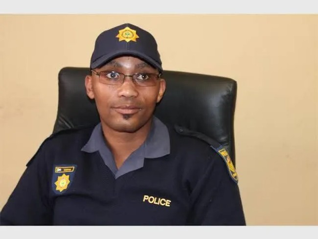 'An officer and a gentleman': Hawks mourn communicator, Lieutenant ...