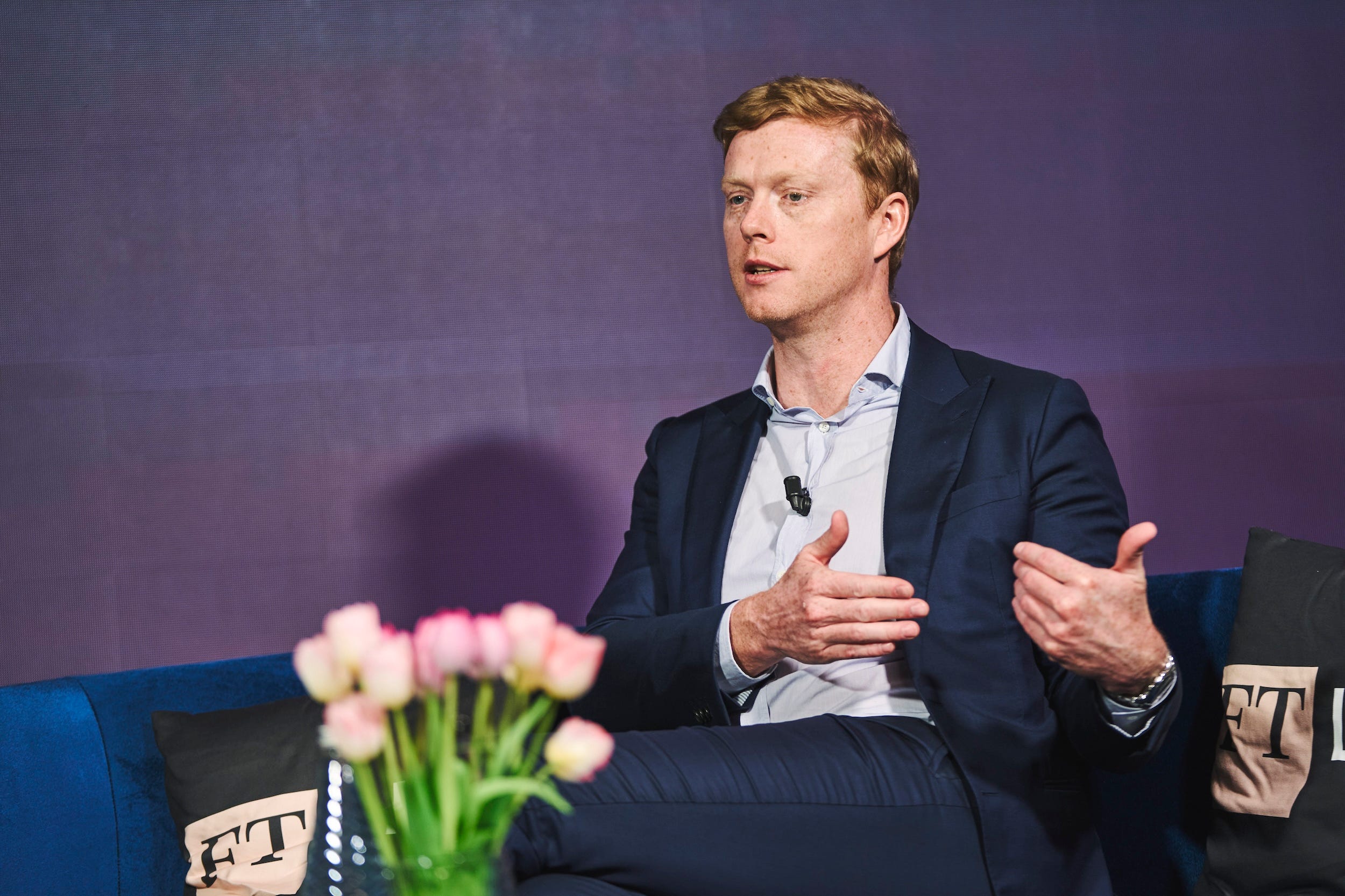 Uber's robotaxi chief says the company will still need human drivers ...