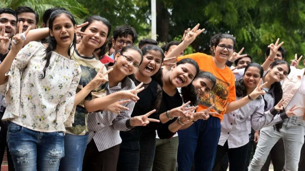 HP Board 10th Result 2024: Saina Thakur Tops State with 696 Marks ...