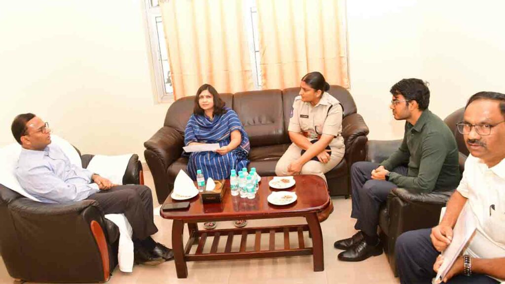 Chief Secretary Ramakrishna Rao | సుశిక్తులైన వైద్యులుగా తయారు కావాలి ...