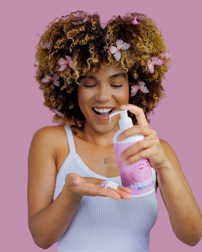 The impact of social media on SMMEs: A glimpse into business operations