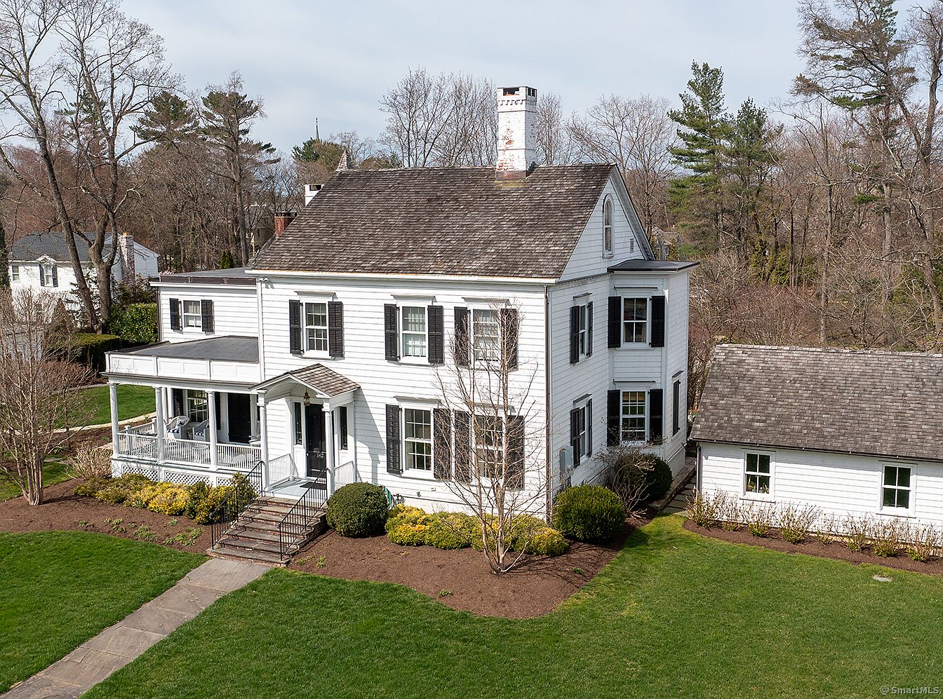 Step Into an Elegant 1811 Colonial Residence in Connecticut Featuring ...