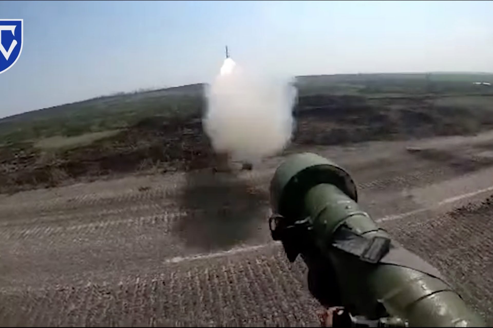 Combat footage shows Ukrainian soldier scoring an impressive win ...