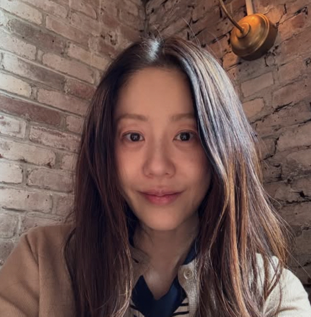 Ko Hyun-jung, who collapsed, is recovering from her health at home, and her recent days are ...