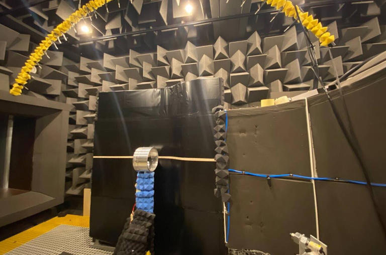 Why emerging electric aircraft engine technology sounds so annoying—and ...