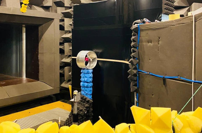 Why emerging electric aircraft engine technology sounds so annoying—and ...