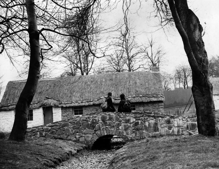 Remembering Glasgow's Empire Exhibition featuring our cities lost Art ...