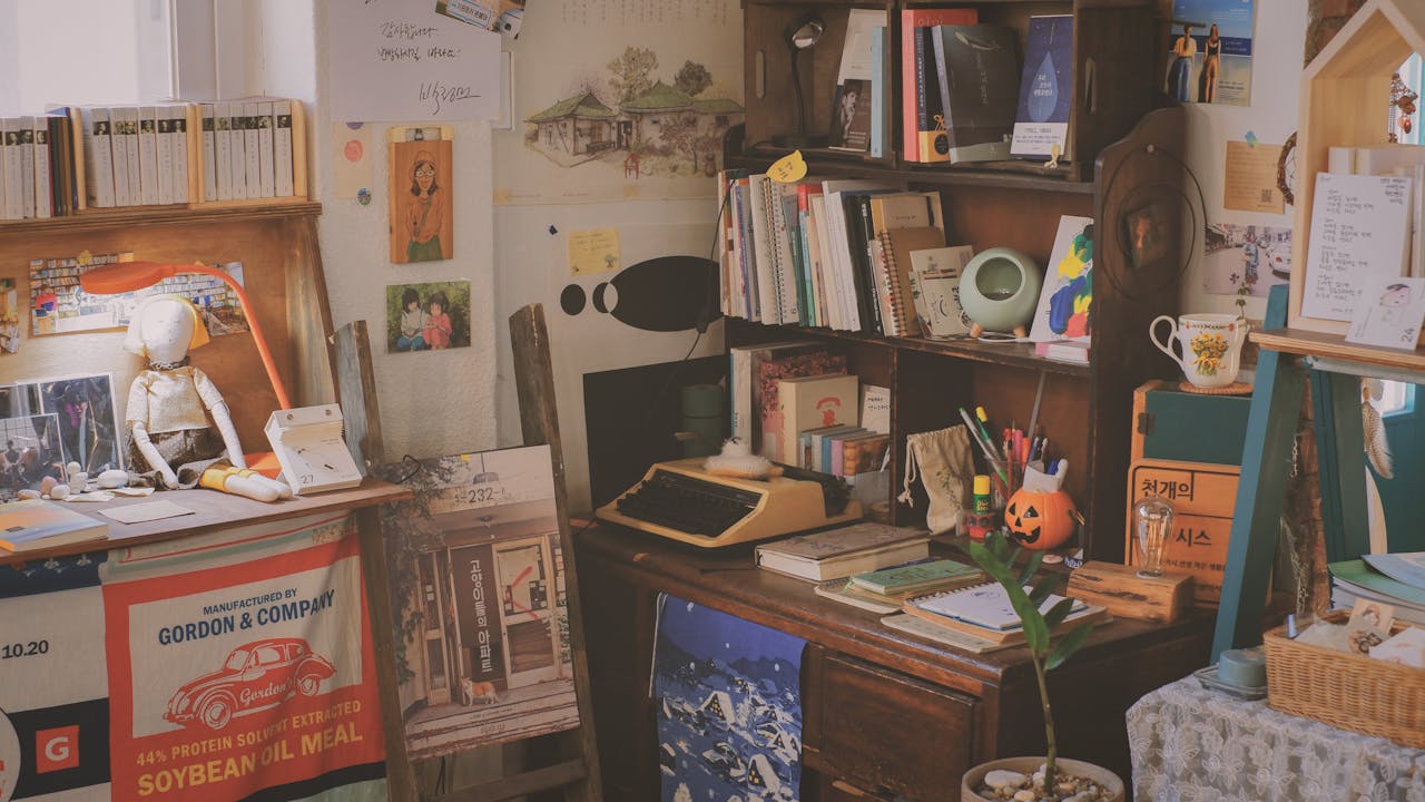 14 Decor Items That Create Visual Clutter