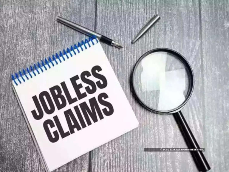 US weekly jobless claims unchanged