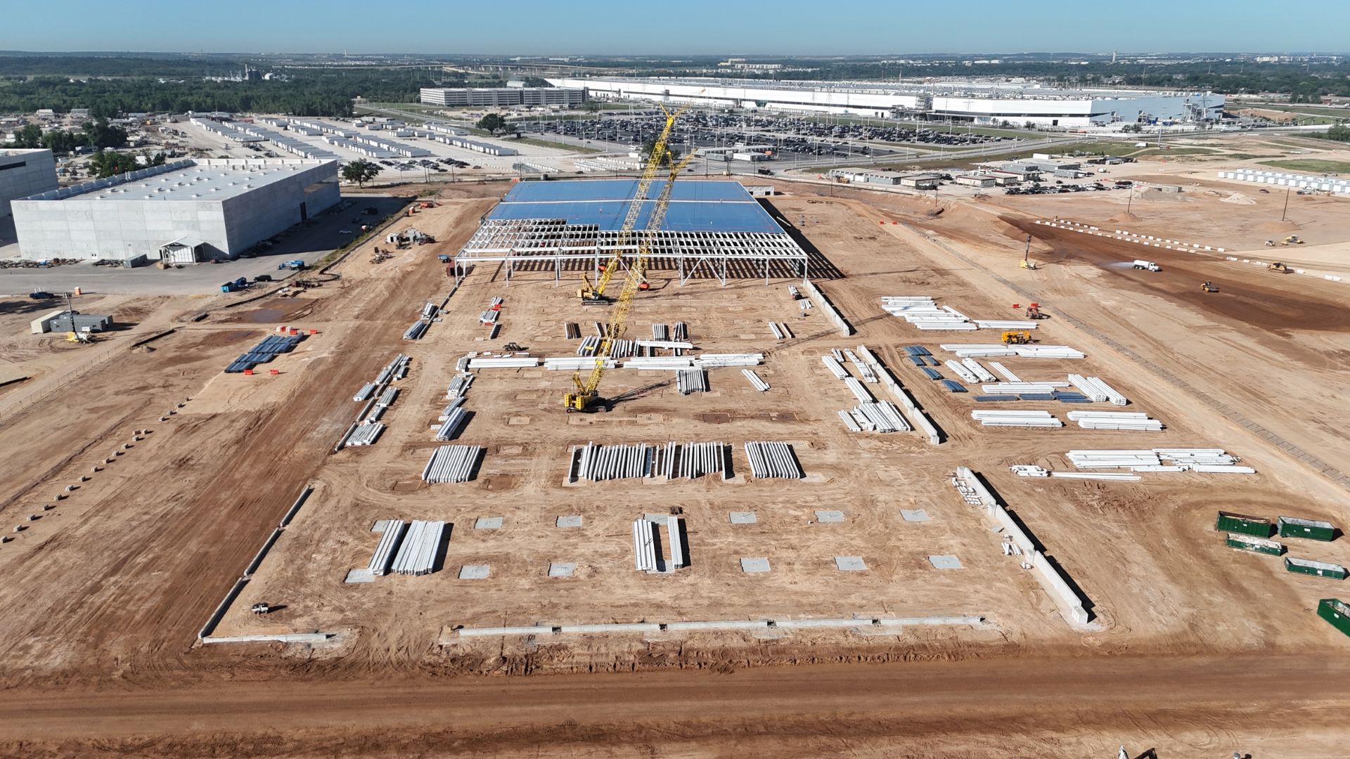 Tesla working on new supercomputer to power Optimus humanoid robot ...