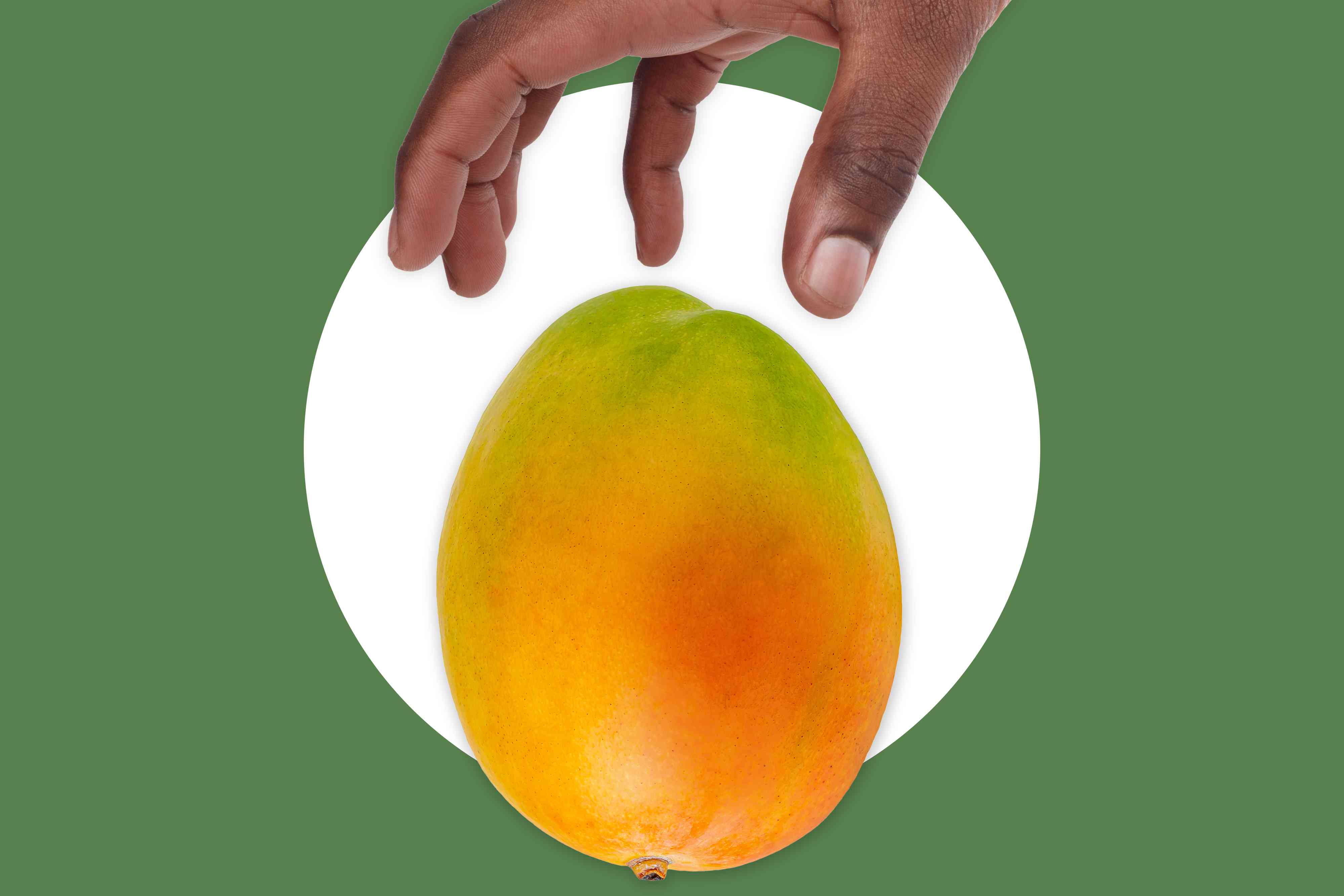 How to Pick a Ripe Mango, According to a Chef