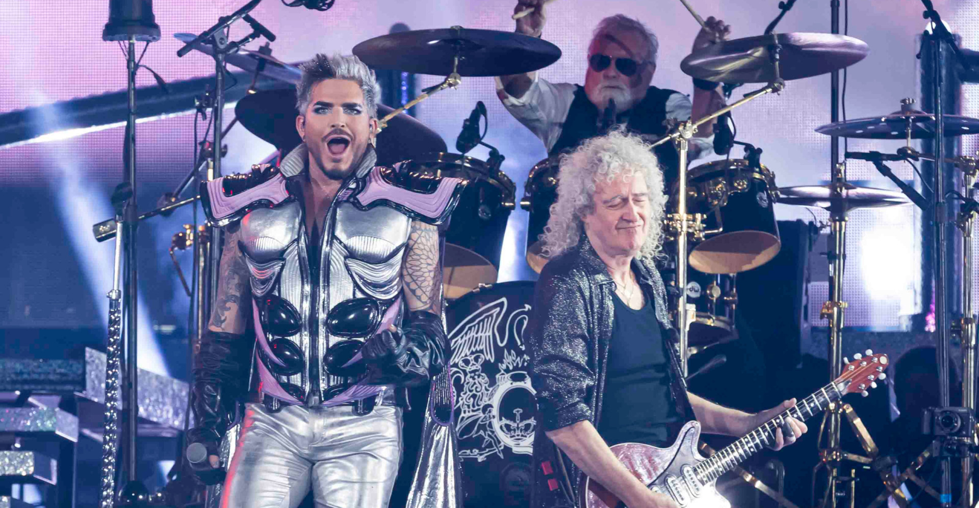 Bands that replaced their lead singer