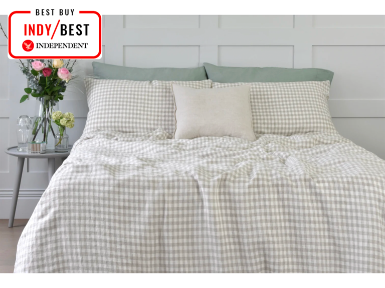 12 best linen bedding sets to keep you cool in style