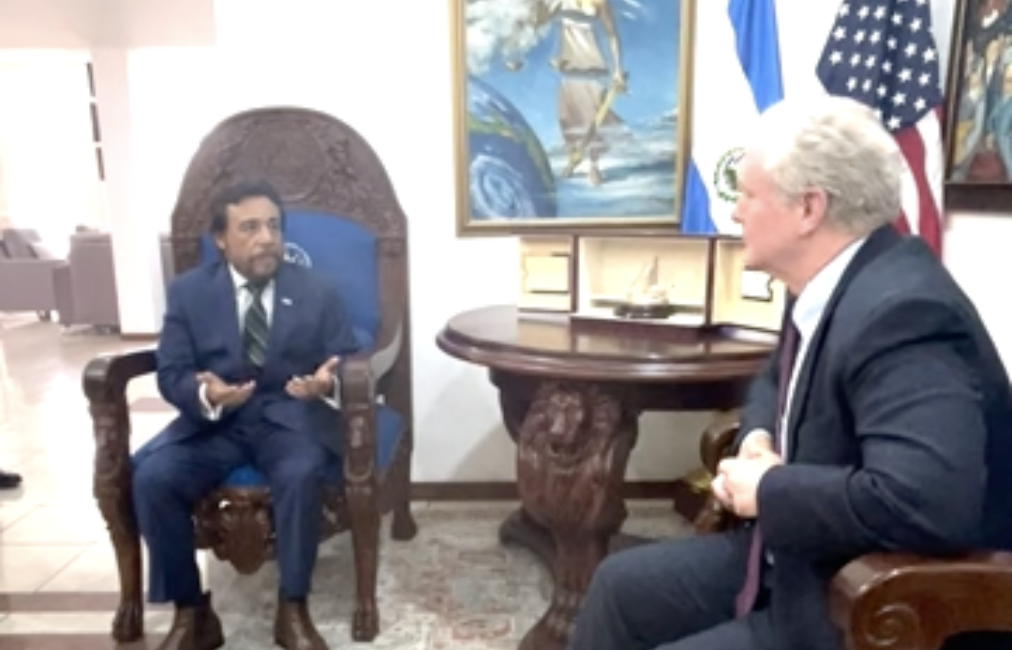 'He's Been Illegally Abducted': Chris Van Hollen Gets Into Tense ...