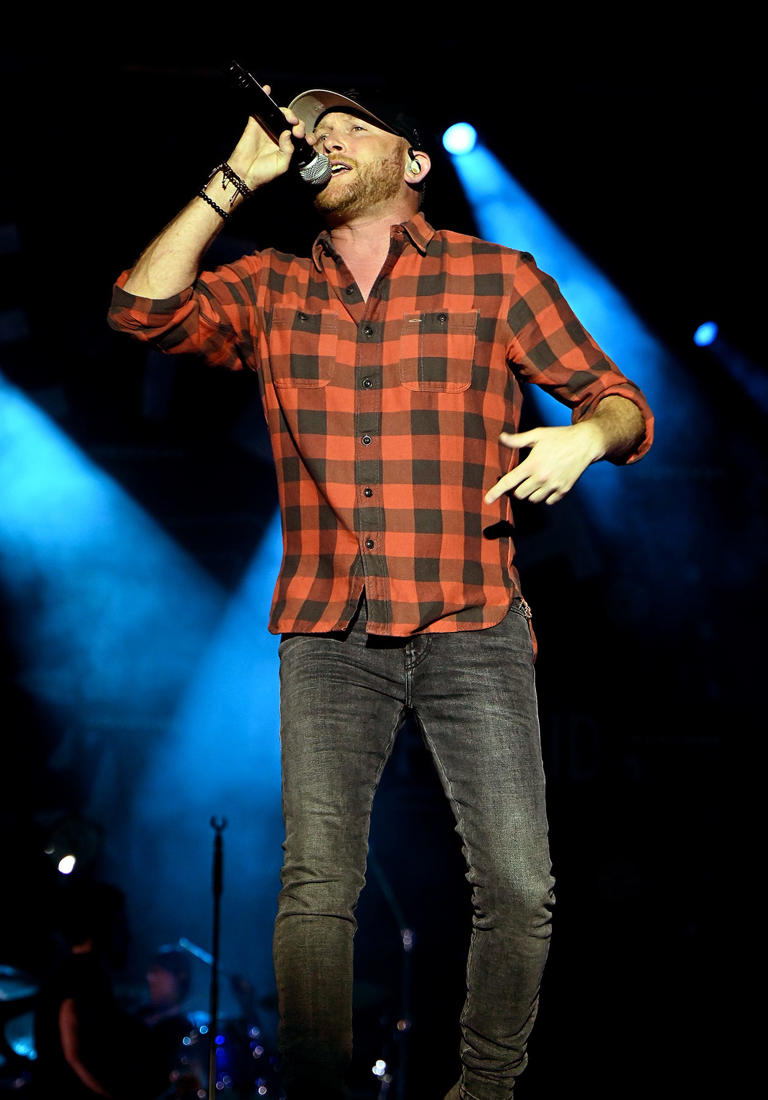 Country singer Cole Swindell to headline at Fifth Third Park's ...