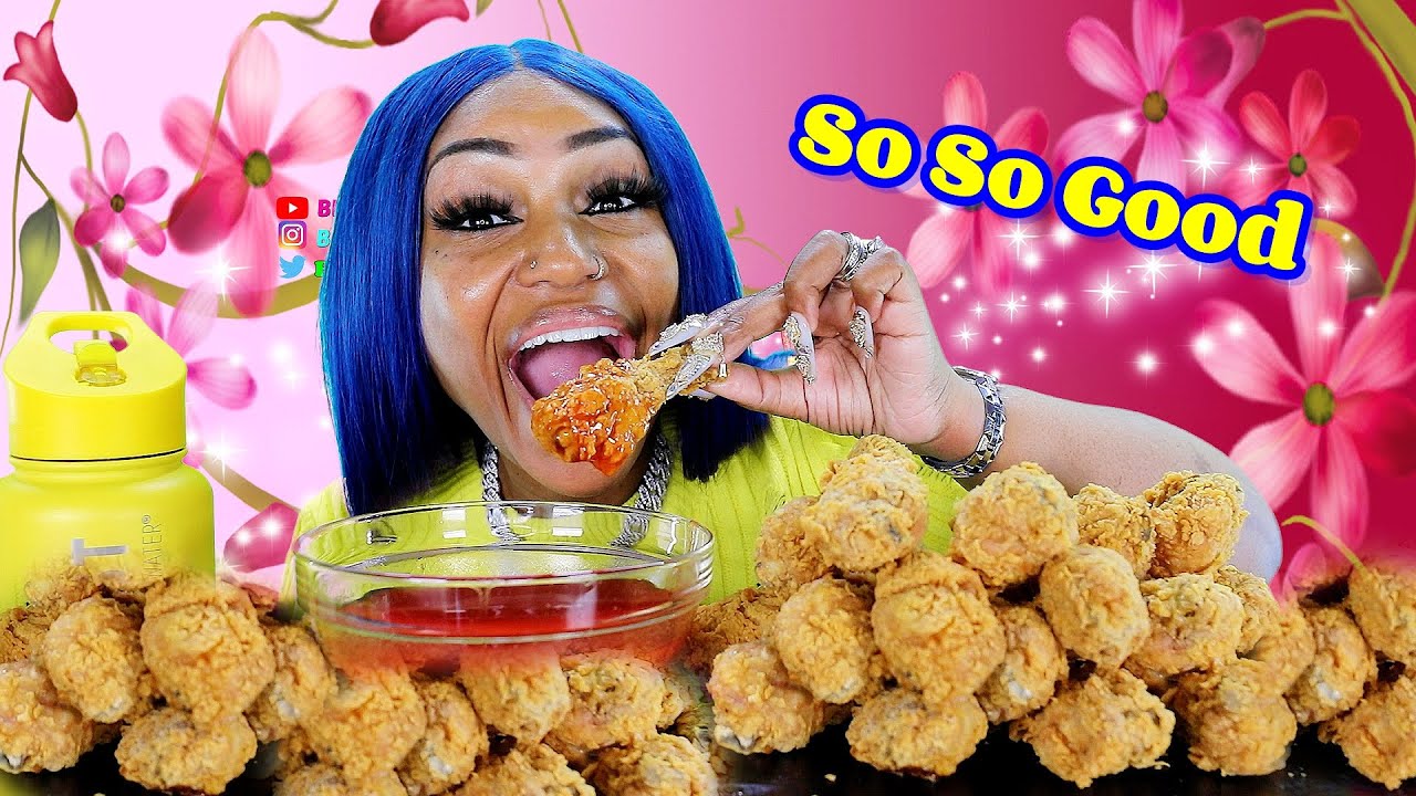 Fried chicken legs with sweet and sour sauce