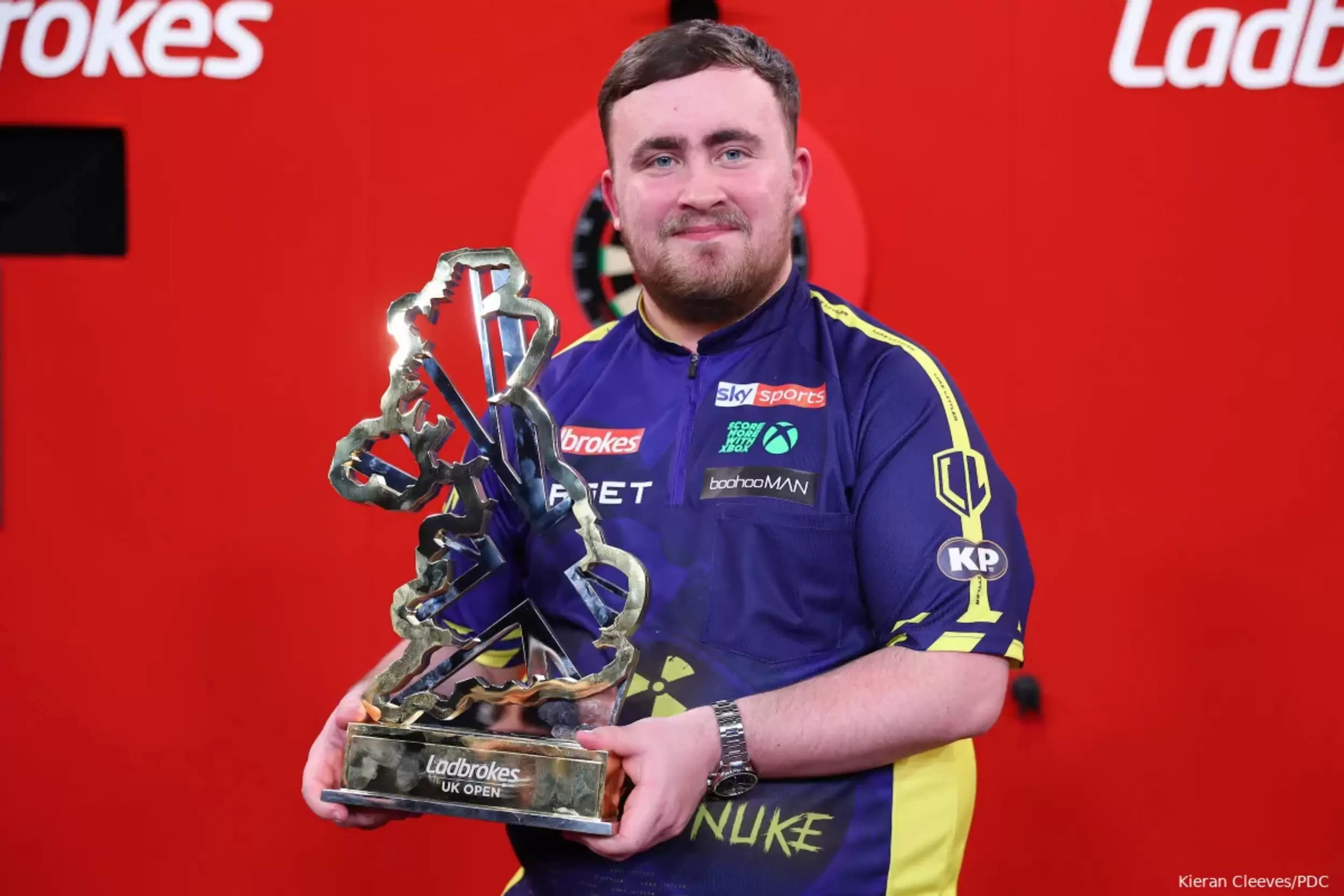 Channel 5 reportedly set to secure free-to-air darts rights from ITV ...