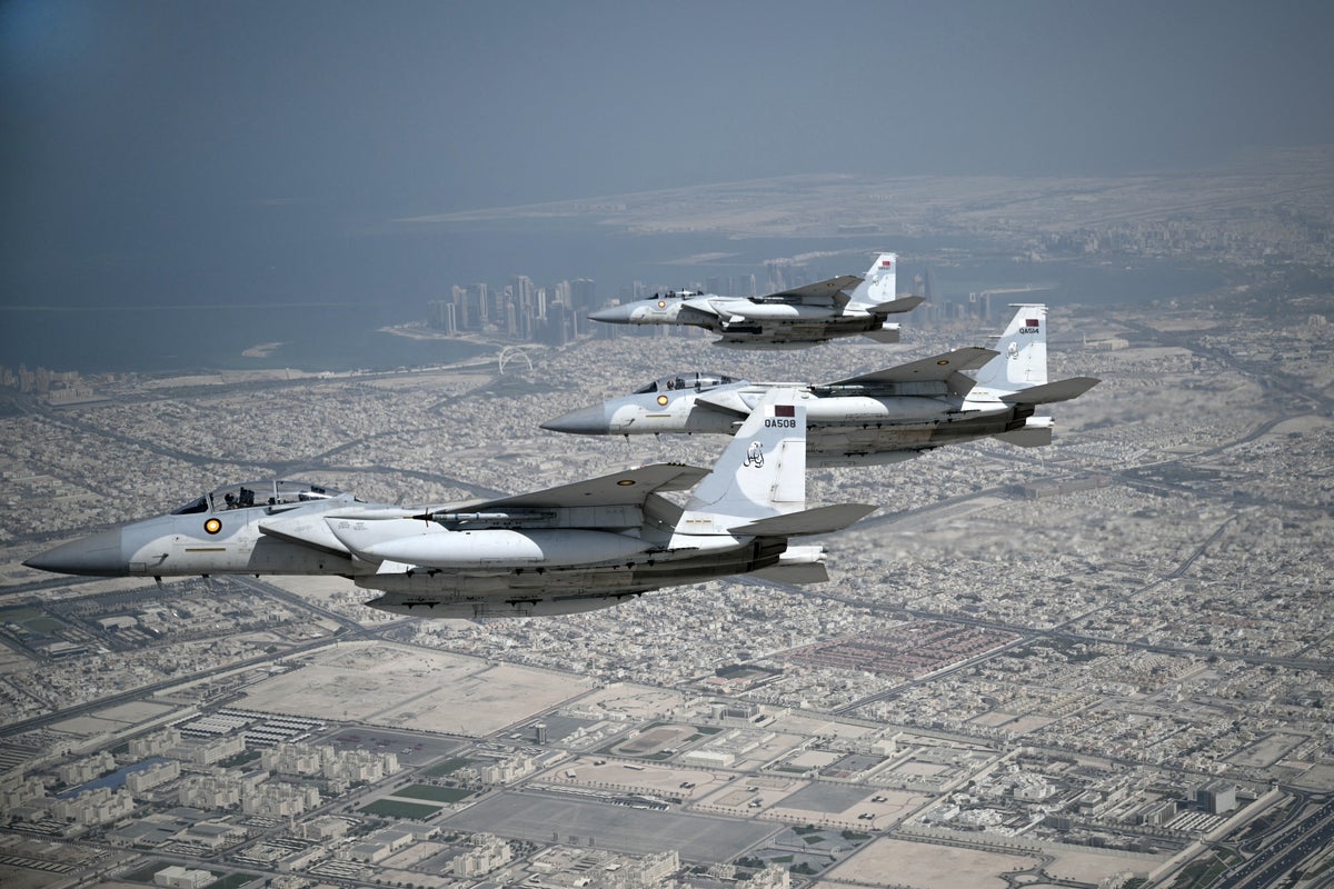 Trump’s Qatari plane needs so many upgrades it may face flight ...