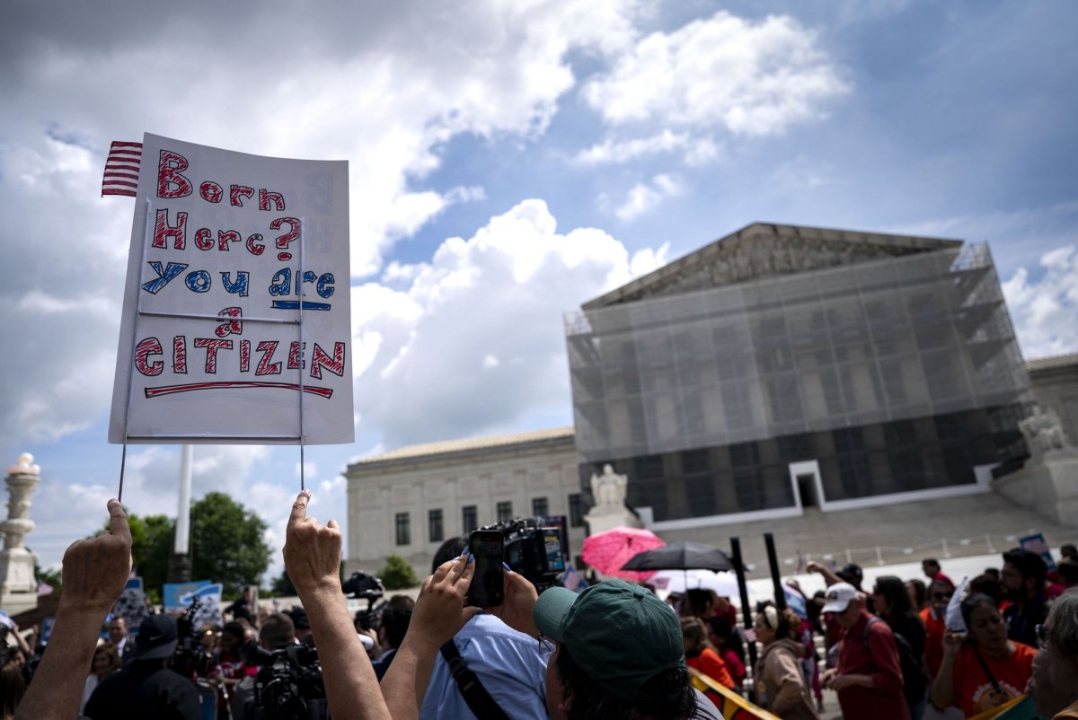 Trump seeks Supreme Court ruling on birthright citizenship executive order