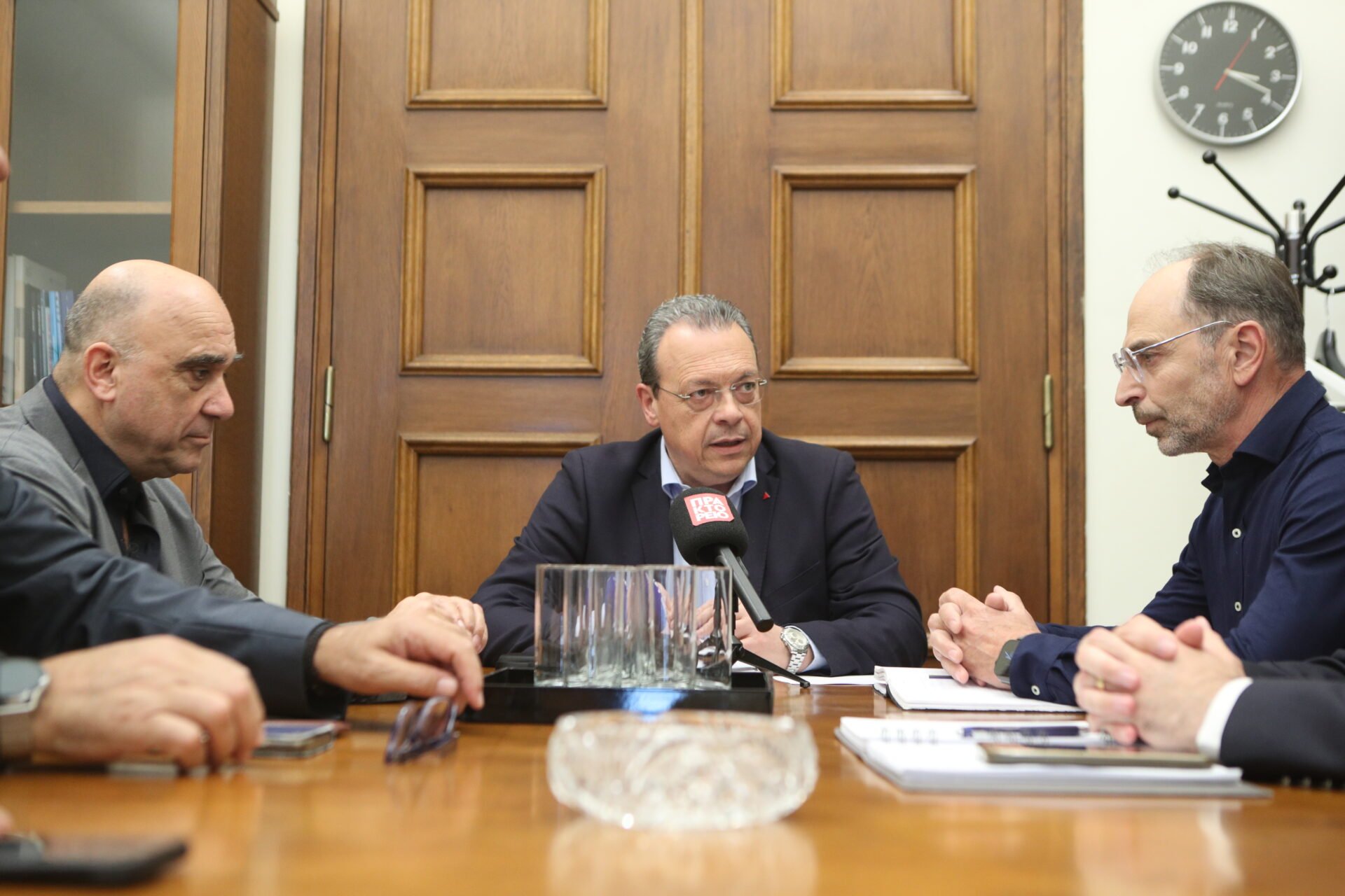Σ. Φάμελλος: Πετάμε φθηνή πράσινη ενέργεια στα σκουπίδια, χρεοκοπούν οι ...