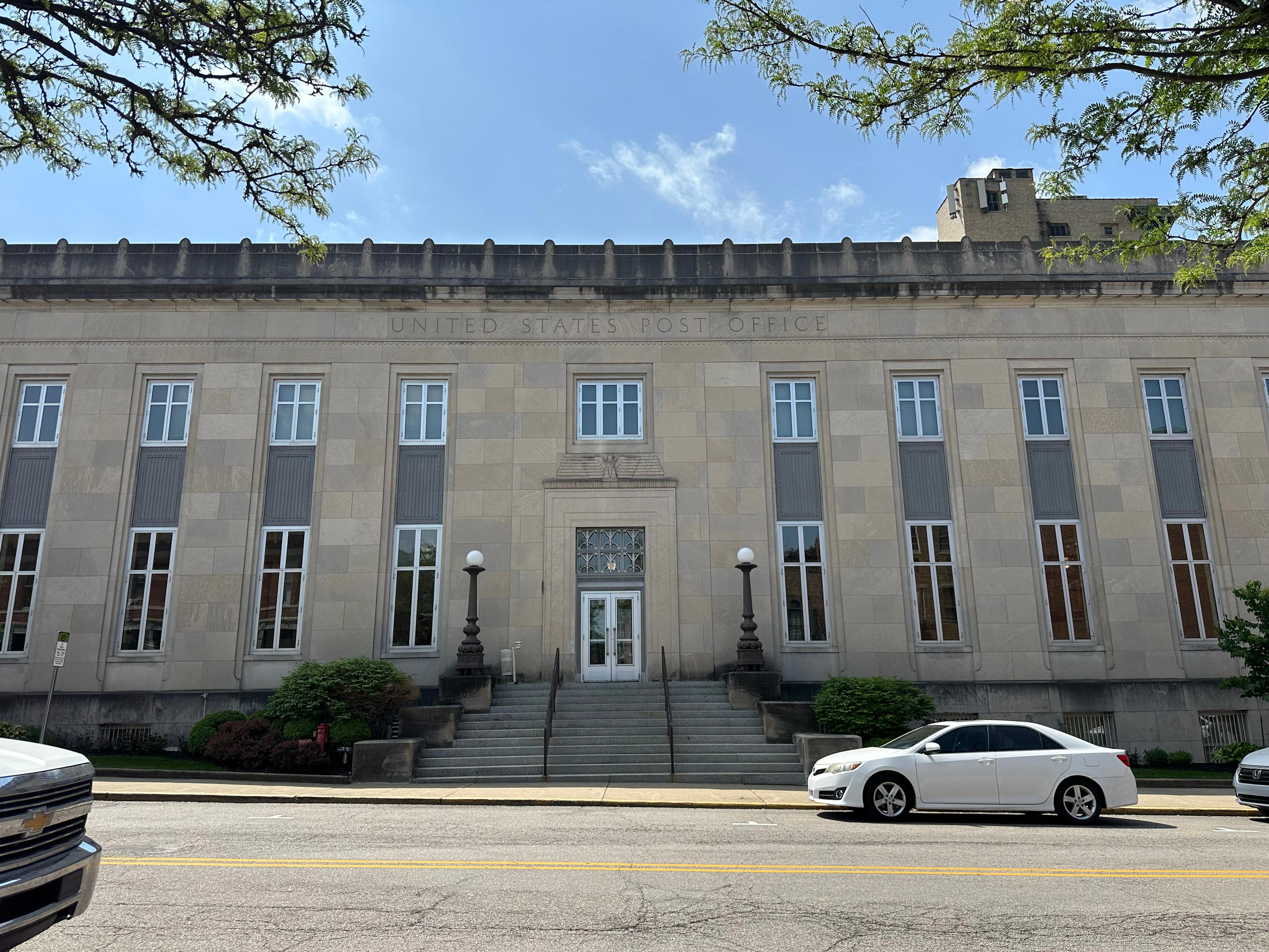 'Offloading' of federal post office building in downtown Lafayette begins