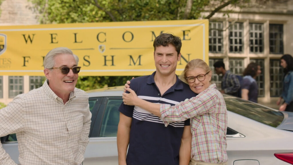 'Overcompensating' Cast and Character Guide | Photos