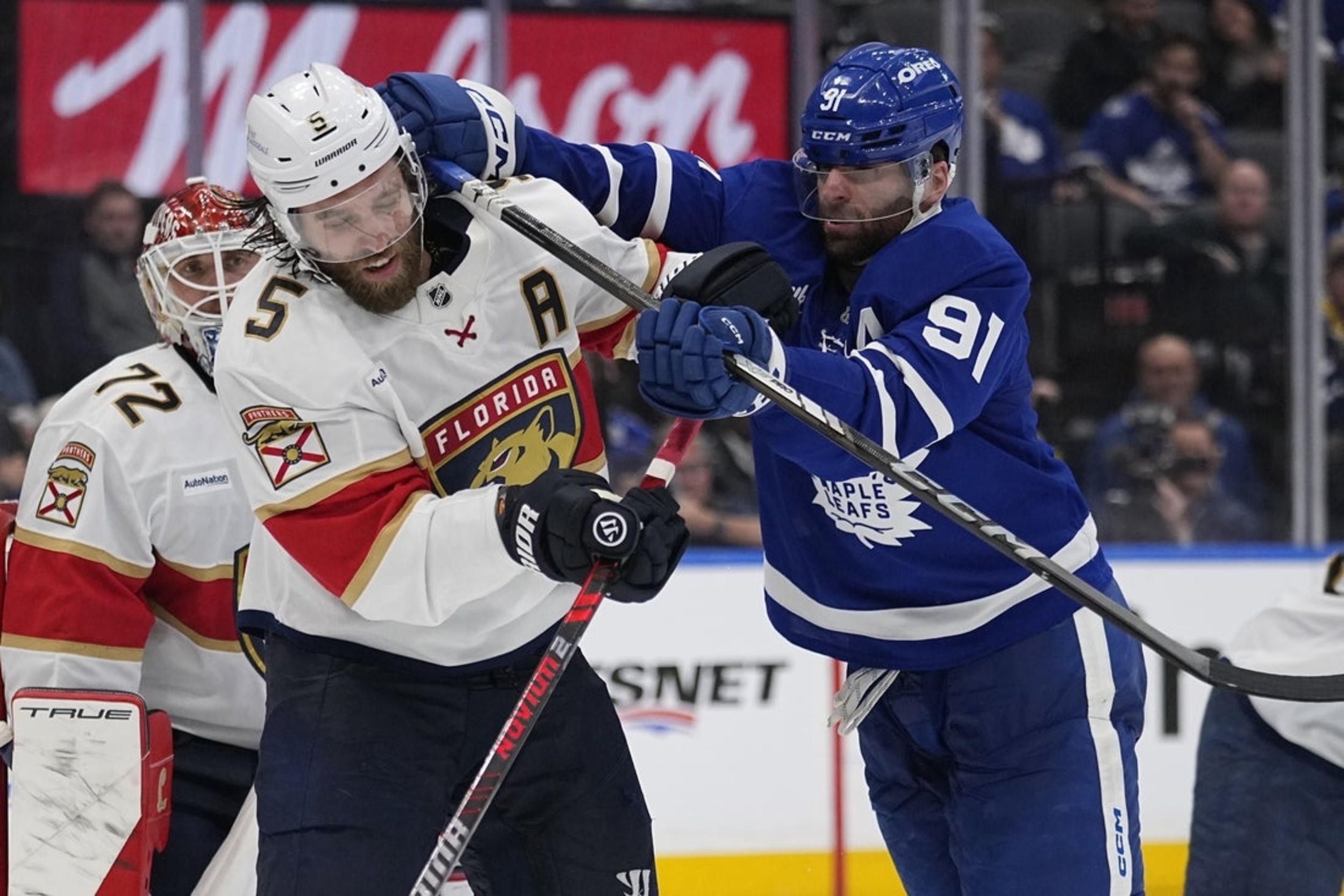 Panthers looking to close out wilting Leafs in Game 6